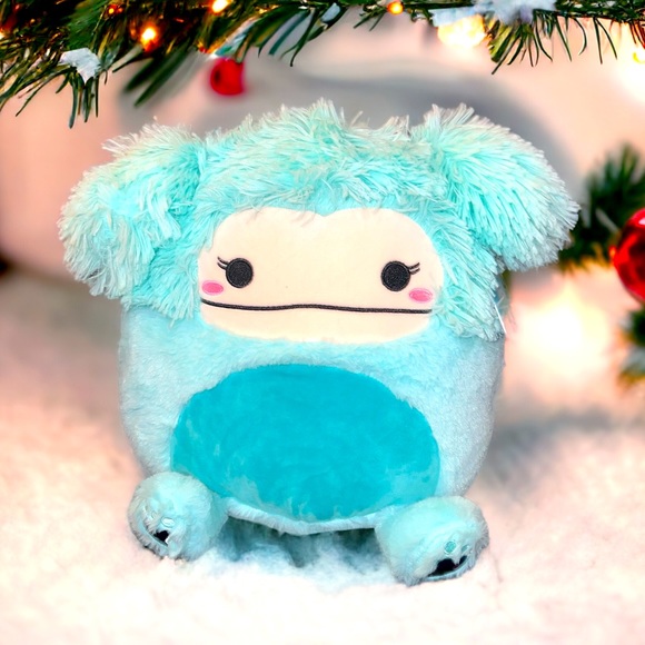 Squishmallows | Toys | Squishmallow 2 Fuzzamallow Joelle The Big Foot ...